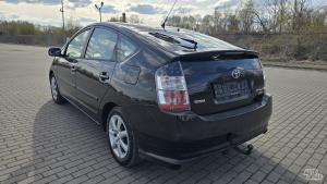 Melns Toyota Prius 2005 Marijampole, ar dzinēja tilpumu 1.50 L un nobraukumu 218 tūkst. km par 3250 €, foto 5 vietnē AUTOMOTO.COM.LV