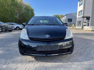 Melns Toyota Prius 2005 Viļņa, ar dzinēja tilpumu 1.50 L un nobraukumu 298 tūkst. km par 2999 €, foto 8 vietnē AUTOMOTO.COM.LV