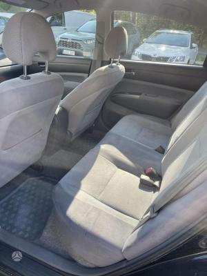 Melns Toyota Prius 2005 Viļņa, ar dzinēja tilpumu 1.50 L un nobraukumu 298 tūkst. km par 2999 €, foto 15 vietnē AUTOMOTO.COM.LV