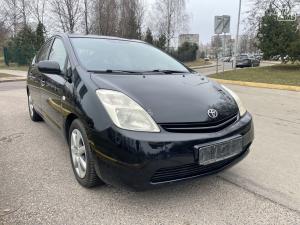 Melns Toyota Prius 2006 Viļņa, ar dzinēja tilpumu 1.50 L un nobraukumu 283 tūkst. km par 3350 €, foto 4 vietnē AUTOMOTO.COM.LV