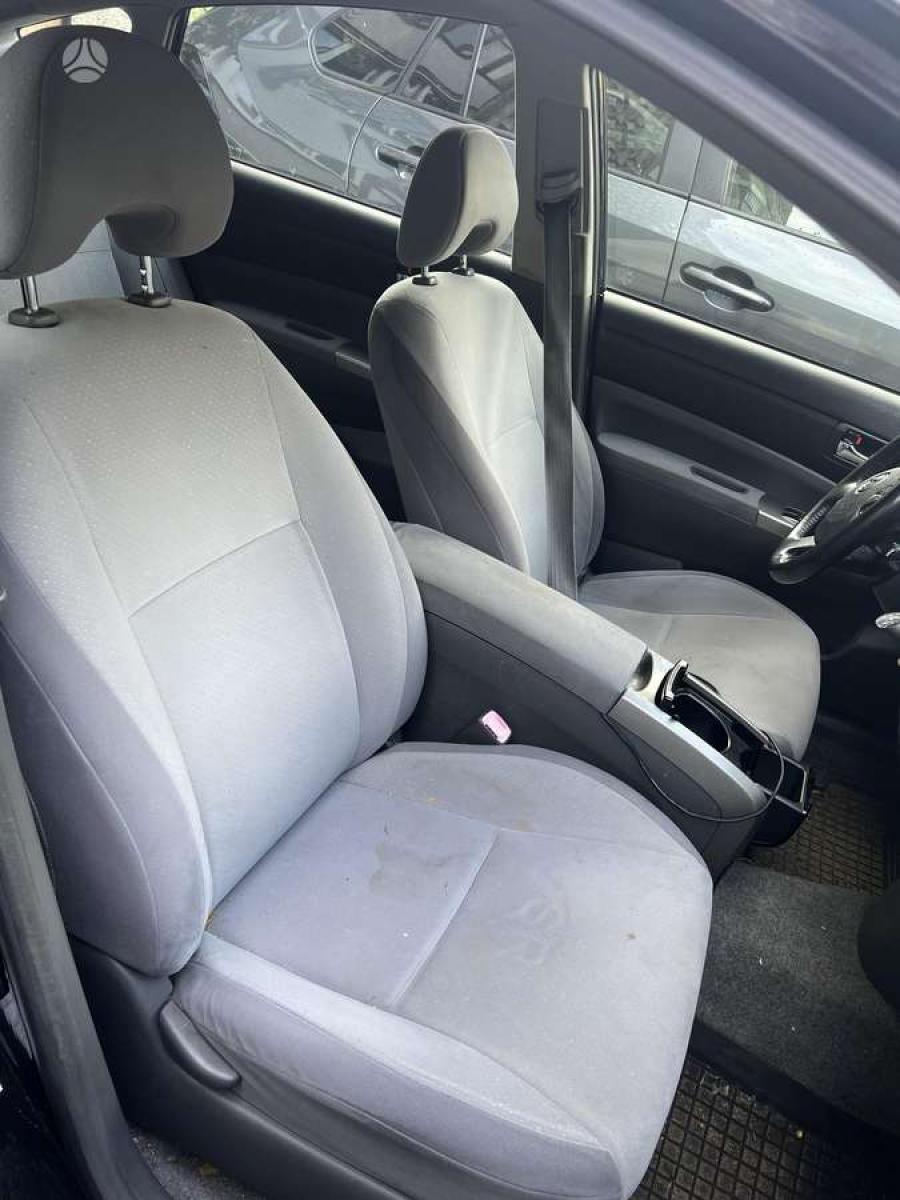 Melns Toyota Prius 2006 Viļņa, ar dzinēja tilpumu 1.50 L un nobraukumu 309 tūkst. km par 1999 €, foto 14 vietnē AUTOMOTO.COM.LV