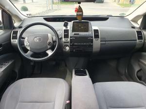 Black Toyota Prius 2006 in Kaunas, with an engine capacity of 1.50 L and mileage of 250 thousand km for 3100 €, photo 8 on AUTOMOTO.COM.LV