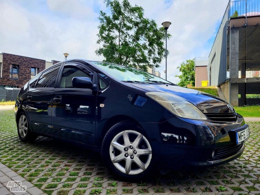 Черный Тойота Приус 2006 в Вильнюс, объемом двигателя 1.50 л и пробегом 340 тыс. км за 2950 €, фото 10 на AUTOMOTO.COM.LV