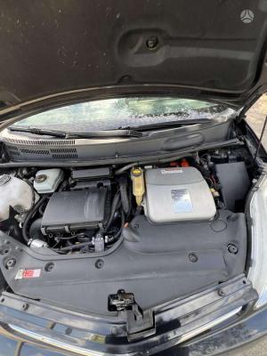 Melns Toyota Prius 2006 Viļņa, ar dzinēja tilpumu 1.50 L un nobraukumu 382 tūkst. km par 3800 €, foto 4 vietnē AUTOMOTO.COM.LV