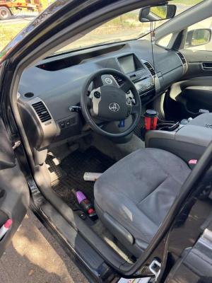 Melns Toyota Prius 2006 Viļņa, ar dzinēja tilpumu 1.50 L un nobraukumu 382 tūkst. km par 3800 €, foto 13 vietnē AUTOMOTO.COM.LV