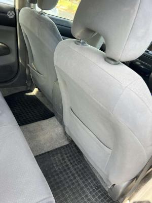 Melns Toyota Prius 2006 Viļņa, ar dzinēja tilpumu 1.50 L un nobraukumu 382 tūkst. km par 3800 €, foto 16 vietnē AUTOMOTO.COM.LV