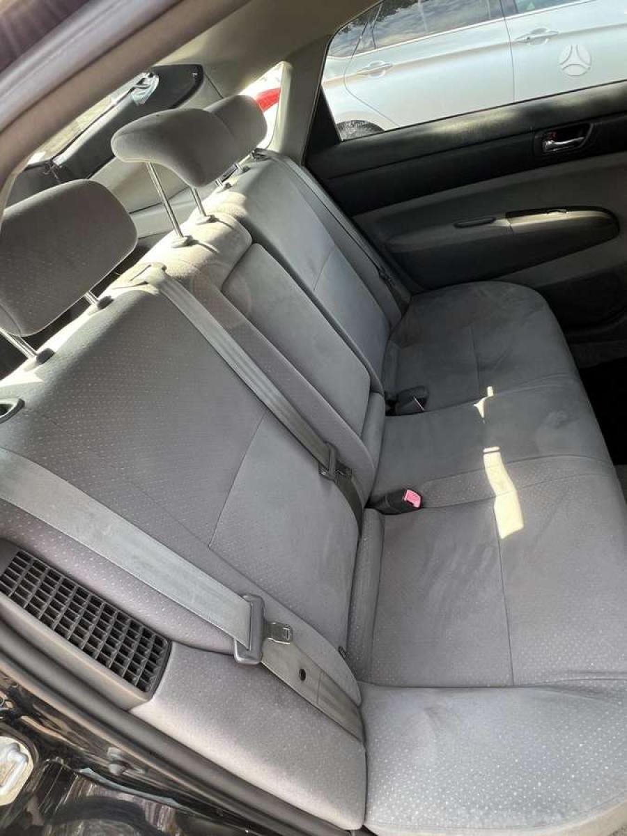 Melns Toyota Prius 2006 Viļņa, ar dzinēja tilpumu 1.50 L un nobraukumu 382 tūkst. km par 3800 €, foto 17 vietnē AUTOMOTO.COM.LV