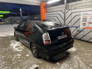 Melns Toyota Prius 2007 Viļņa, ar dzinēja tilpumu 1.50 L un nobraukumu 573 tūkst. km par 1800 €, foto 2 vietnē AUTOMOTO.COM.LV