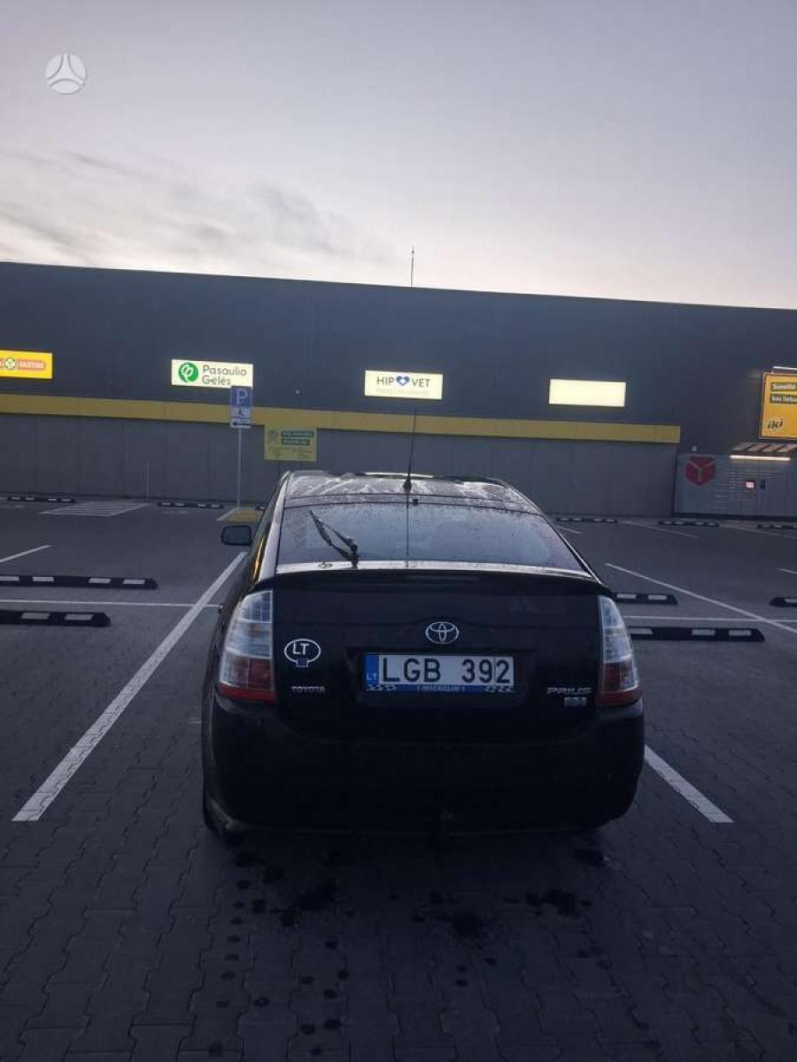Melns Toyota Prius 2007 Kauņa, ar dzinēja tilpumu 1.50 L un nobraukumu 329 tūkst. km par 3000 €, foto 4 vietnē AUTOMOTO.COM.LV