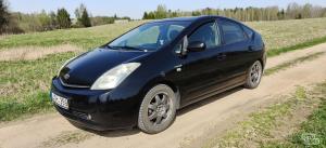 Black Toyota Prius 2008 in Vilnius, with an engine capacity of 1.50 L and mileage of 290 thousand km for 4200 €, photo 12 on AUTOMOTO.COM.LV