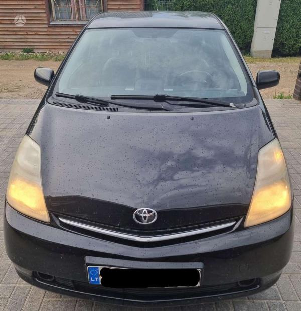 Melns Toyota Prius 2008 Viļņa, ar dzinēja tilpumu 1.50 L un nobraukumu 248 tūkst. km par 4900 €, foto 2 vietnē AUTOMOTO.COM.LV