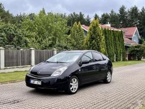 Черный Тойота Приус 2008 в Вильнюс, объемом двигателя 1.50 л и пробегом 450 тыс. км за 2999 €, фото  на AUTOMOTO.COM.LV