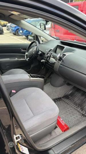 Melns Toyota Prius 2008 Kauņa, ar dzinēja tilpumu 1.50 L un nobraukumu 326 tūkst. km par 4749 €, foto 10 vietnē AUTOMOTO.COM.LV