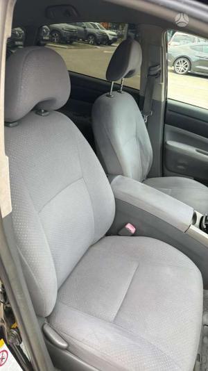 Melns Toyota Prius 2008 Kauņa, ar dzinēja tilpumu 1.50 L un nobraukumu 326 tūkst. km par 4749 €, foto 11 vietnē AUTOMOTO.COM.LV