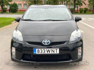 Black Toyota Prius 2009 in Narva, with an engine capacity of 1.80 L and mileage of 292 thousand km for 4999 €, photo 5 on AUTOMOTO.COM.LV