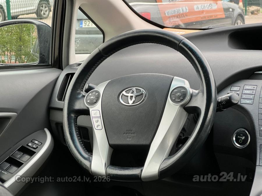 Black Toyota Prius 2009 in Narva, with an engine capacity of 1.80 L and mileage of 292 thousand km for 4999 €, photo 23 on AUTOMOTO.COM.LV