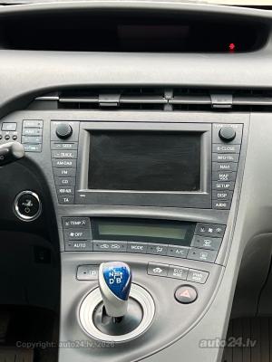 Black Toyota Prius 2009 in Narva, with an engine capacity of 1.80 L and mileage of 292 thousand km for 4999 €, photo 24 on AUTOMOTO.COM.LV