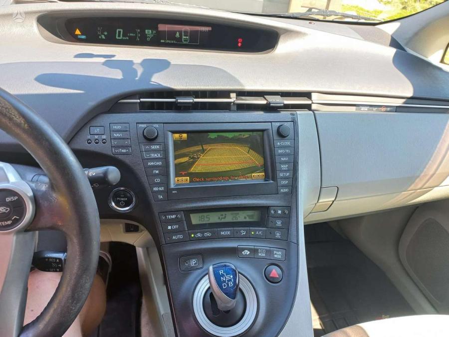 Melns Toyota Prius 2009 Klaipėda, ar dzinēja tilpumu 1.80 L un nobraukumu 371 tūkst. km par 5900 €, foto 14 vietnē AUTOMOTO.COM.LV