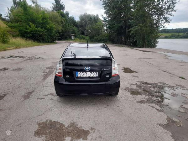 Melns Toyota Prius 2009 Kauņa, ar dzinēja tilpumu 1.80 L un nobraukumu 351 tūkst. km par 4950 €, foto 8 vietnē AUTOMOTO.COM.LV