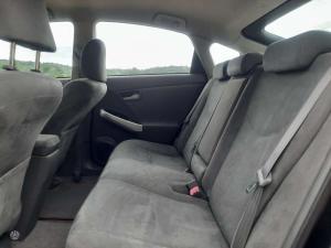 Black Toyota Prius 2009 in Kaunas, with an engine capacity of 1.80 L and mileage of 351 thousand km for 4950 €, photo 18 on AUTOMOTO.COM.LV