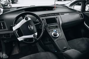 Черный Тойота Приус 2009 в Шяуляй, объемом двигателя 1.80 л и пробегом 270 тыс. км за 5850 €, фото 9 на AUTOMOTO.COM.LV