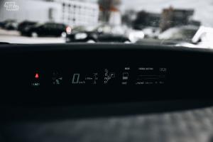 Черный Тойота Приус 2009 в Шяуляй, объемом двигателя 1.80 л и пробегом 270 тыс. км за 5850 €, фото 11 на AUTOMOTO.COM.LV