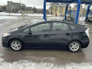 Melns Toyota Prius 2009 Kauņa, ar dzinēja tilpumu 1.80 L un nobraukumu 380 tūkst. km par 4500 €, foto 3 vietnē AUTOMOTO.COM.LV
