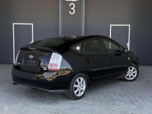 Melns Toyota Prius 2009 Viļņa, ar dzinēja tilpumu 1.50 L un nobraukumu 184 tūkst. km par 4900 €, foto 5 vietnē AUTOMOTO.COM.LV