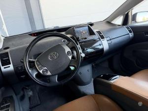 Melns Toyota Prius 2009 Viļņa, ar dzinēja tilpumu 1.50 L un nobraukumu 184 tūkst. km par 4900 €, foto 9 vietnē AUTOMOTO.COM.LV