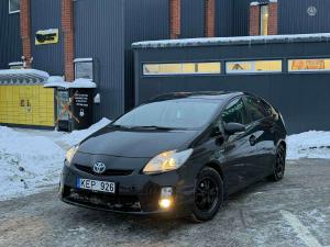 Black Toyota Prius 2010 in Moletai, with an engine capacity of 1.80 L and mileage of 250 thousand km for 4600 €, photo  on AUTOMOTO.COM.LV