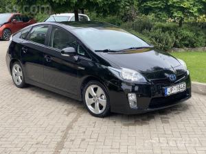 Черный Тойота Приус 2010 в Рига, объемом двигателя 1.80 л и пробегом 347 тыс. км за 5900 €, фото 3 на AUTOMOTO.COM.LV