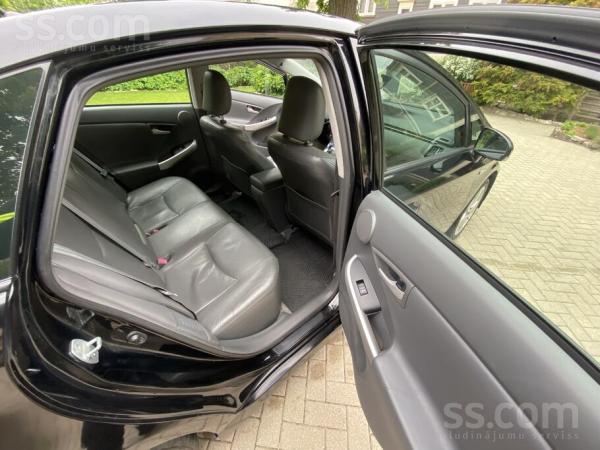 Melns Toyota Prius 2010 Rīga, ar dzinēja tilpumu 1.80 L un nobraukumu 347 tūkst. km par 5900 €, foto 10 vietnē AUTOMOTO.COM.LV