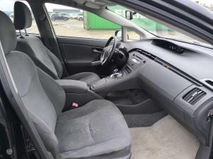 Черный Тойота Приус 2010 в Паневежис, объемом двигателя 1.80 л и пробегом 260 тыс. км за 5800 €, фото 14 на AUTOMOTO.COM.LV