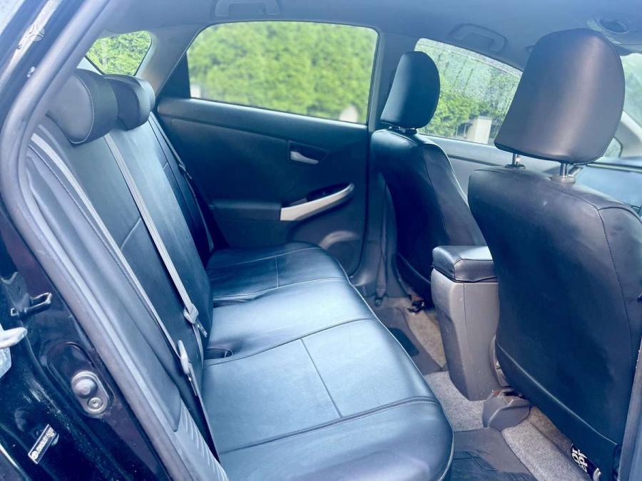 Melns Toyota Prius 2010 Šauļi, ar dzinēja tilpumu 1.80 L un nobraukumu 300 tūkst. km par 2950 €, foto 11 vietnē AUTOMOTO.COM.LV