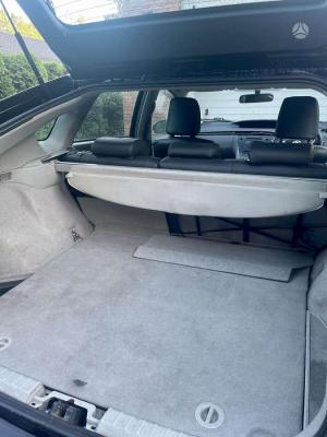 Melns Toyota Prius 2010 Šauļi, ar dzinēja tilpumu 1.80 L un nobraukumu 300 tūkst. km par 2950 €, foto 13 vietnē AUTOMOTO.COM.LV