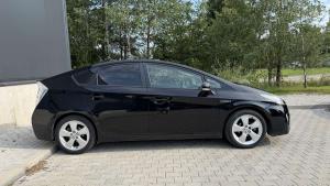 Черный Тойота Приус 2010 в Вильнюс, объемом двигателя 1.80 л и пробегом 390 тыс. км за 4900 €, фото 5 на AUTOMOTO.COM.LV