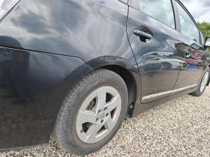 Black Toyota Prius 2010 in Vilnius, with an engine capacity of 1.80 L and mileage of 320 thousand km for 5300 €, photo 10 on AUTOMOTO.COM.LV