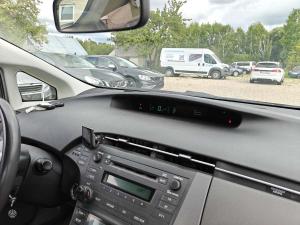 Black Toyota Prius 2010 in Vilnius, with an engine capacity of 1.80 L and mileage of 320 thousand km for 5300 €, photo 14 on AUTOMOTO.COM.LV