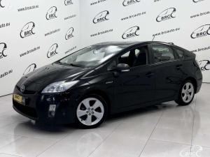 Melns Toyota Prius 2011 Viļņa, ar dzinēja tilpumu 1.80 L un nobraukumu 555 tūkst. km par 6500 €, foto  vietnē AUTOMOTO.COM.LV
