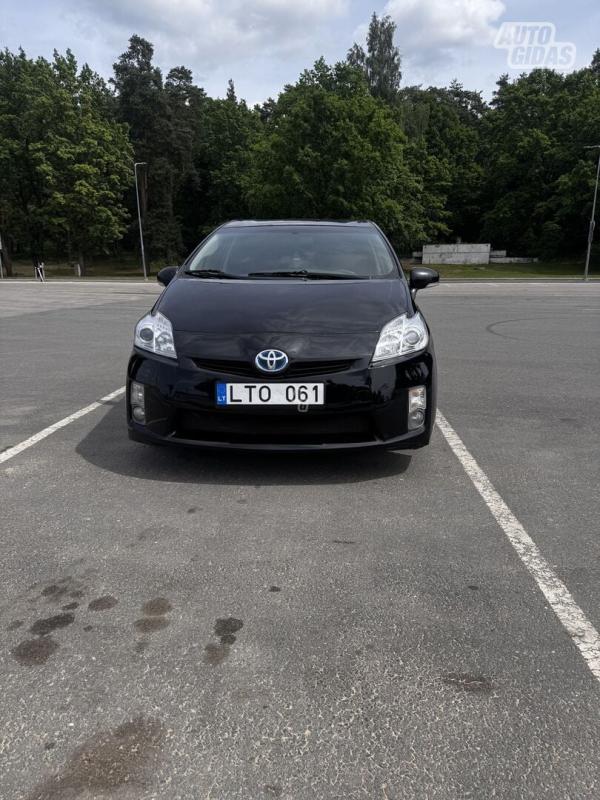 Melns Toyota Prius 2011 Kauņa, ar dzinēja tilpumu 1.80 L un nobraukumu 479 tūkst. km par 5000 €, foto 1 vietnē AUTOMOTO.COM.LV