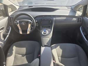 Melns Toyota Prius 2011 Viļņa, ar dzinēja tilpumu 1.80 L un nobraukumu 281 tūkst. km par 5100 €, foto 13 vietnē AUTOMOTO.COM.LV