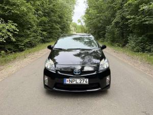 Черный Тойота Приус 2011 в Каунас, объемом двигателя 1.80 л и пробегом 224 тыс. км за 4000 €, фото 3 на AUTOMOTO.COM.LV