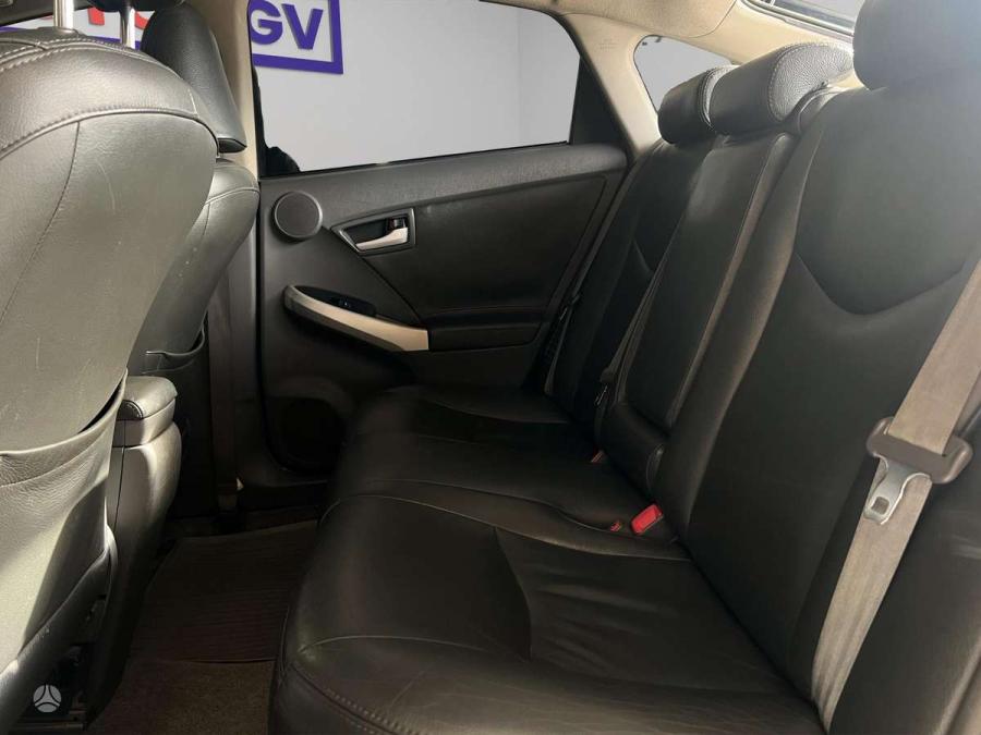 Melns Toyota Prius 2011 Kauņa, ar dzinēja tilpumu 1.80 L un nobraukumu 380 tūkst. km par 6999 €, foto 11 vietnē AUTOMOTO.COM.LV