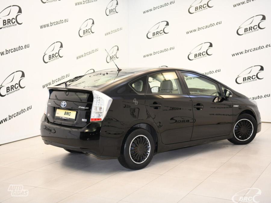 Melns Toyota Prius 2012 Avižieniai, ar dzinēja tilpumu 1.80 L un nobraukumu 363 tūkst. km par 5900 €, foto 2 vietnē AUTOMOTO.COM.LV