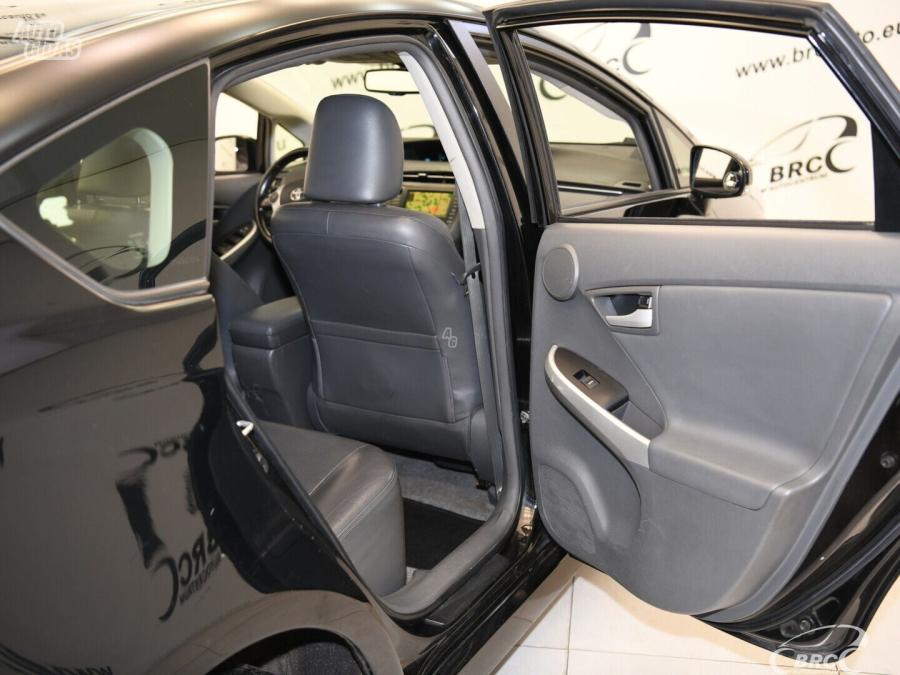 Melns Toyota Prius 2012 Avižieniai, ar dzinēja tilpumu 1.80 L un nobraukumu 363 tūkst. km par 5900 €, foto 12 vietnē AUTOMOTO.COM.LV