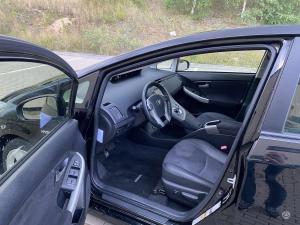 Melns Toyota Prius 2012 Viļņa, ar dzinēja tilpumu 1.80 L un nobraukumu 292 tūkst. km par 8800 €, foto 12 vietnē AUTOMOTO.COM.LV