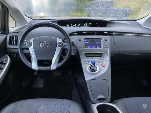 Melns Toyota Prius 2012 Viļņa, ar dzinēja tilpumu 1.80 L un nobraukumu 292 tūkst. km par 8800 €, foto 15 vietnē AUTOMOTO.COM.LV