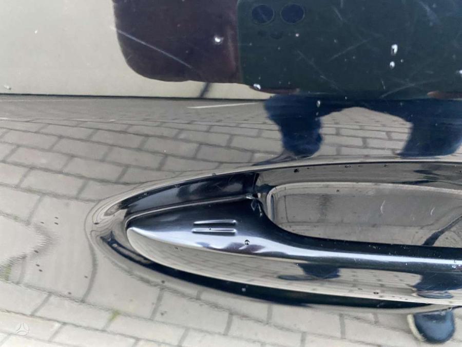 Melns Toyota Prius 2012 Viļņa, ar dzinēja tilpumu 1.80 L un nobraukumu 292 tūkst. km par 8800 €, foto 26 vietnē AUTOMOTO.COM.LV