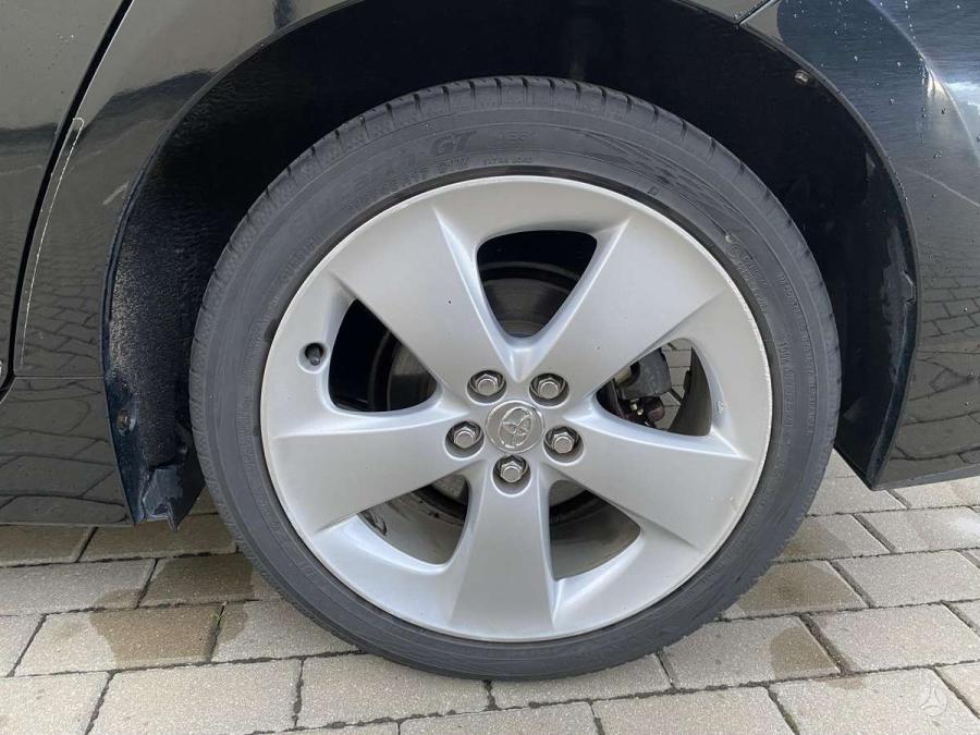 Melns Toyota Prius 2012 Viļņa, ar dzinēja tilpumu 1.80 L un nobraukumu 292 tūkst. km par 8800 €, foto 31 vietnē AUTOMOTO.COM.LV