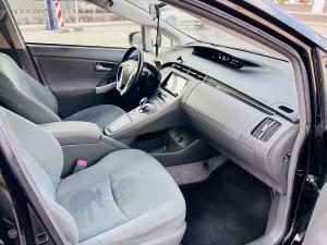 Melns Toyota Prius 2012 Kretinga, ar dzinēja tilpumu 1.80 L un nobraukumu 318 tūkst. km par 6999 €, foto 11 vietnē AUTOMOTO.COM.LV